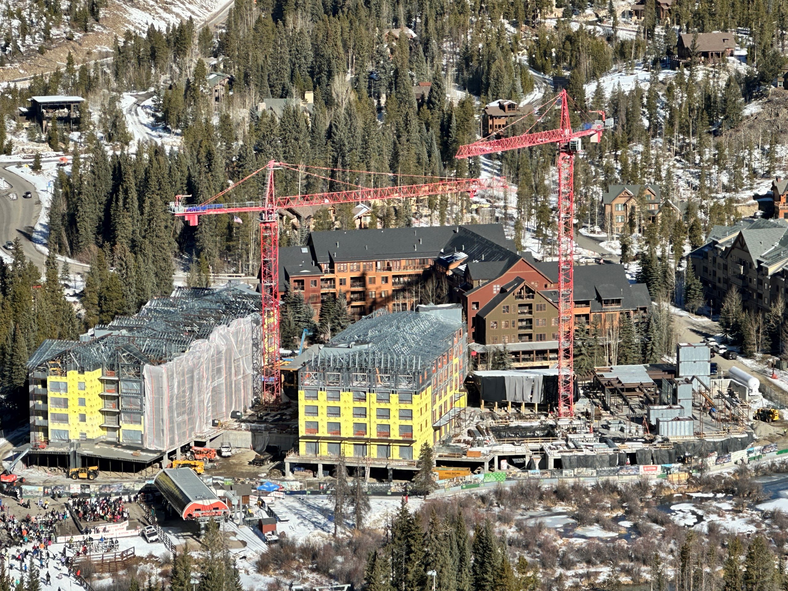 At Kindred Resort, Encore Electric Team Works Through Extremes